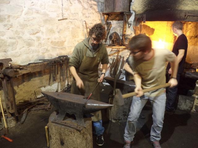 OUTILS ANCIENS - ART POPULAIRE :: La forge de Confort-Meilars
