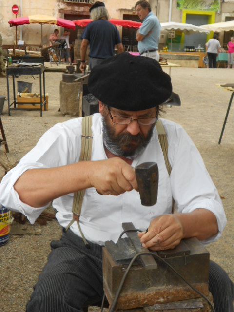 OUTILS ANCIENS - ART POPULAIRE : Les vieux Métiers à St Gervais