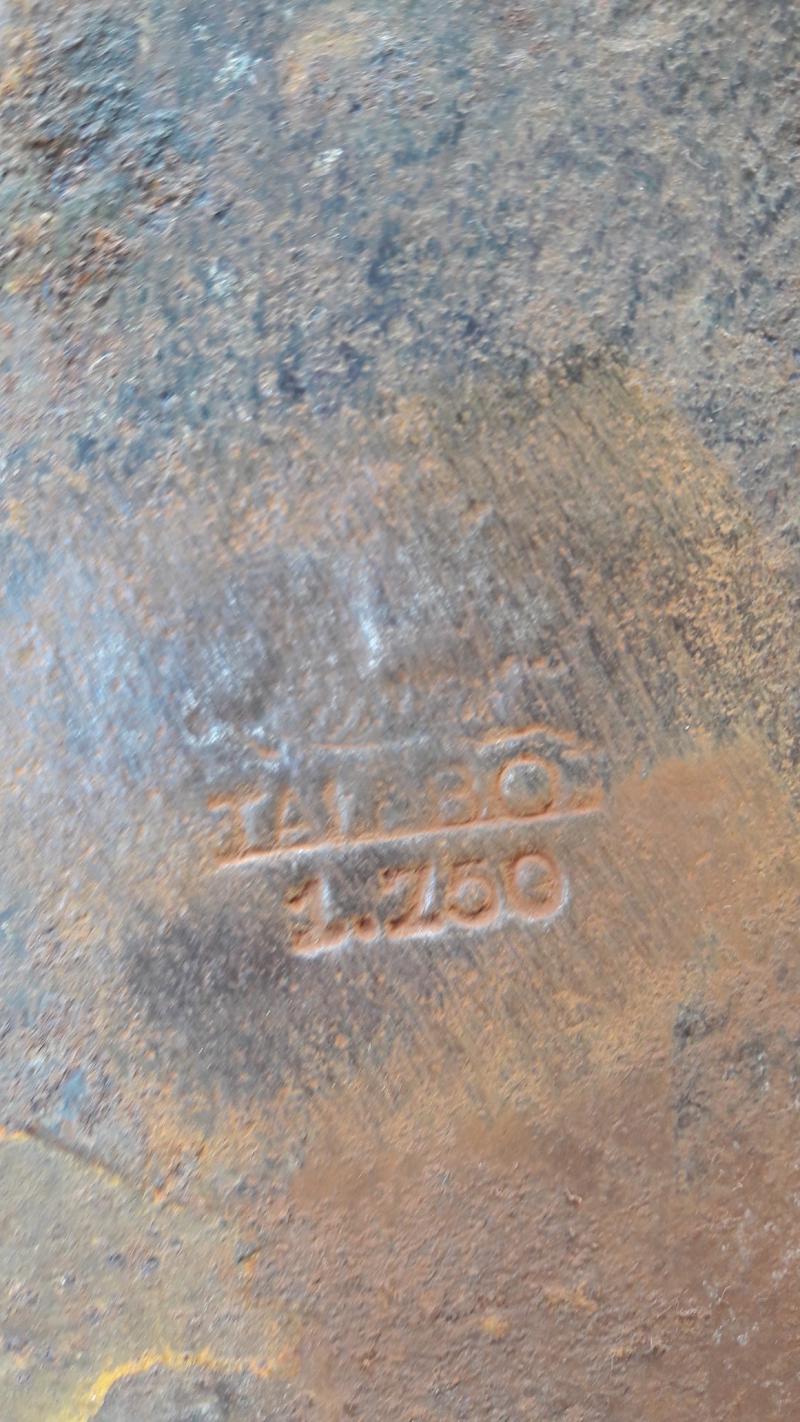 OUTILS ANCIENS - ART POPULAIRE :: Hache talabot