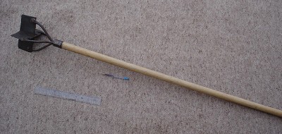 OUTILS ANCIENS - ART POPULAIRE : Broyeur de patates pour les porcs