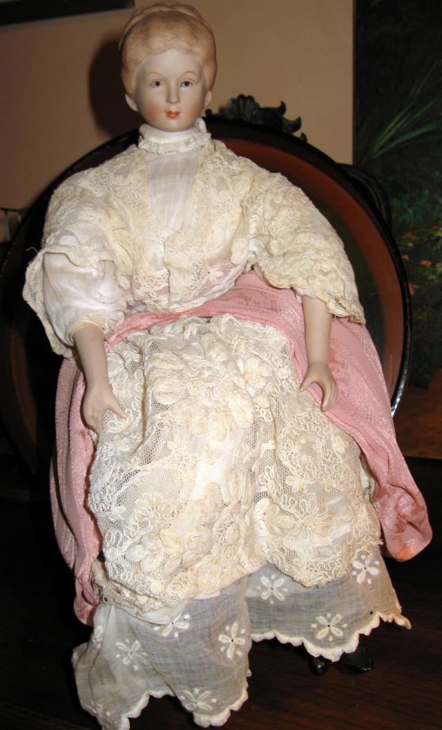 PAR AMOUR DES POUPEES :: Serait-ce une Parian