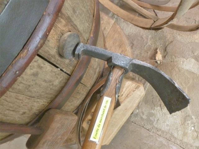 OUTILS ANCIENS - ART POPULAIRE : ESSETTE DE CAVE (ou de marchand de vin)