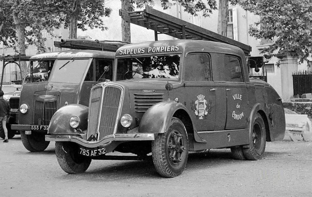 Les Renault d'avant guerre : AGH2 910859 Autopompe - 1938