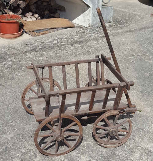 OUTILS ANCIENS - ART POPULAIRE :: Charrette à bras alsacienne