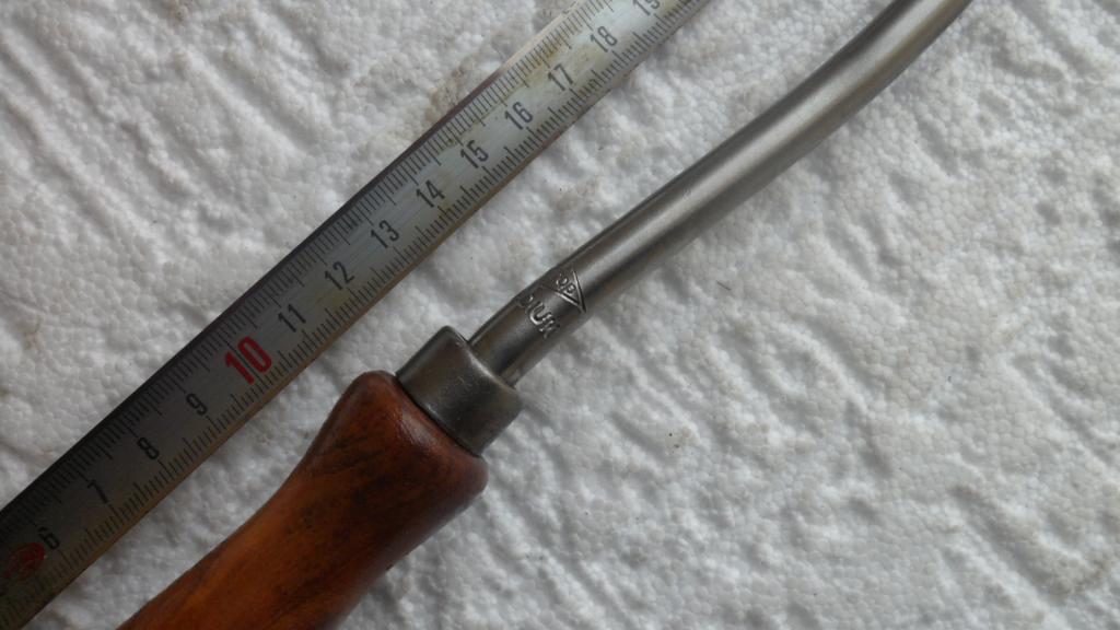 OUTILS ANCIENS - ART POPULAIRE :: outil inconnu VANADIUM