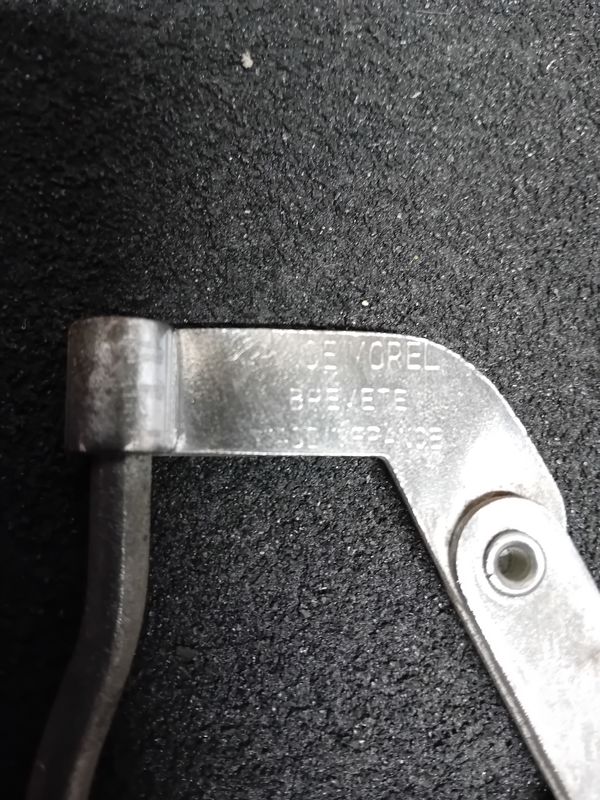 OUTILS ANCIENS - ART POPULAIRE :: identification outillage