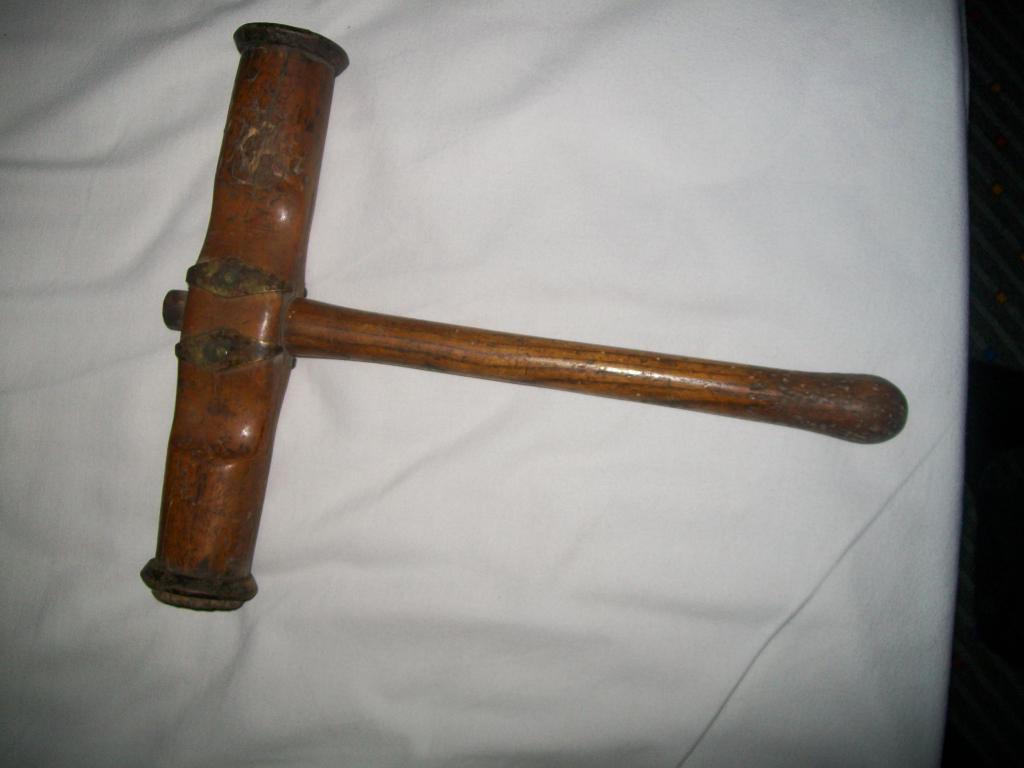 OUTILS ANCIENS - ART POPULAIRE : Maillet à calfat