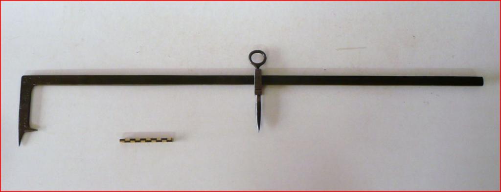 OUTILS ANCIENS - ART POPULAIRE : Compas à verge : utilisation