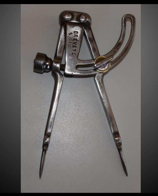 OUTILS ANCIENS - ART POPULAIRE : COMPAS POUR LES COLLECTIONNEURS