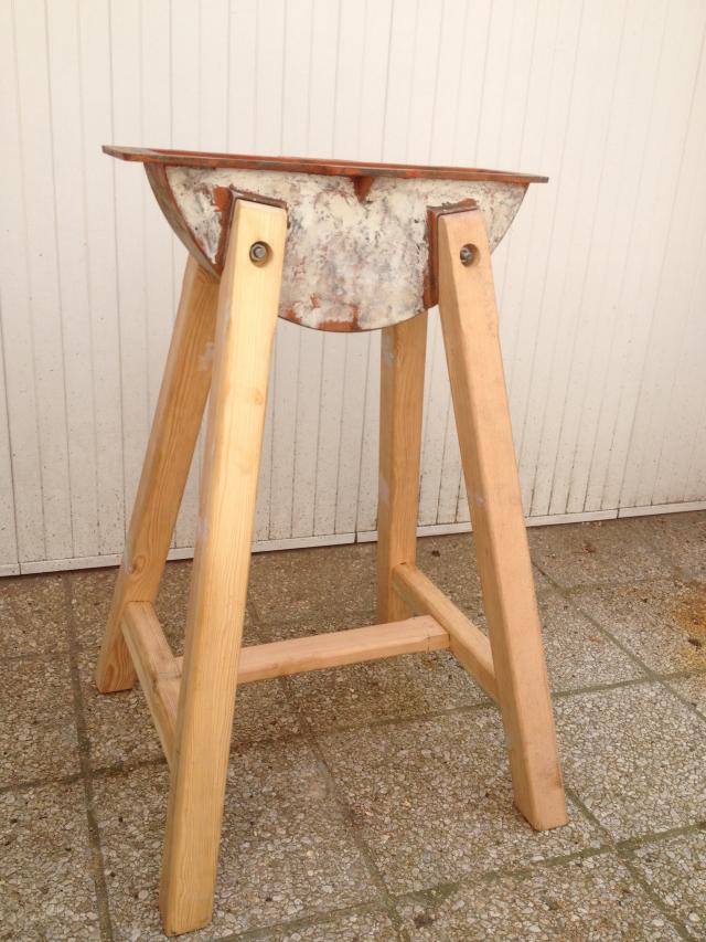 OUTILS ANCIENS - ART POPULAIRE :: Restauration d'une Meule à Eau